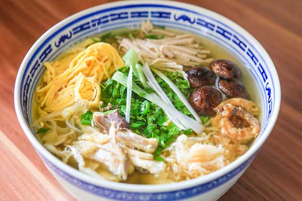 Top 10 foods you should not miss while visiting Hanoi - Asia Dream Tours
